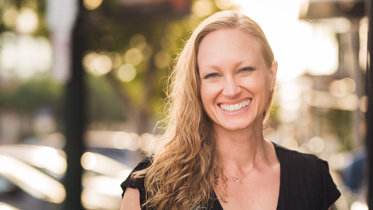 Dissident Dialogues: Meredith Miller (Q&As #1–4) – The Burning Platform