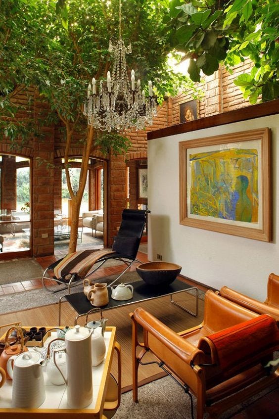 Postcard: Architect Fernando Castillo Velasco