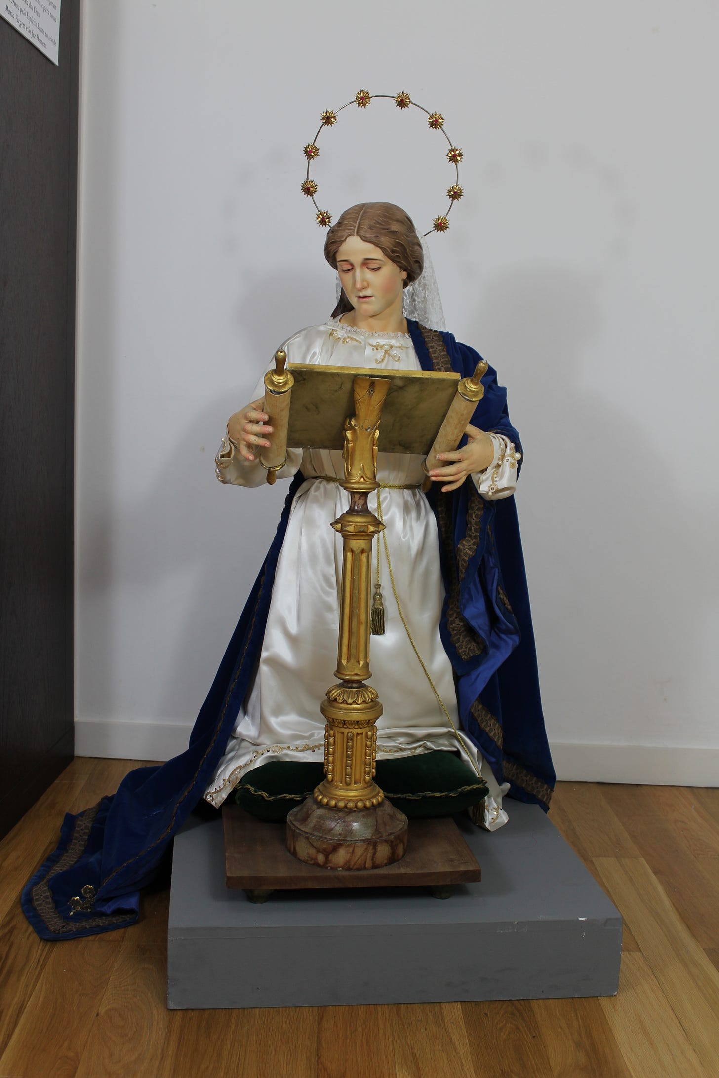 LESSON #4: "Avé Maria" - by Terço on the Camino Project