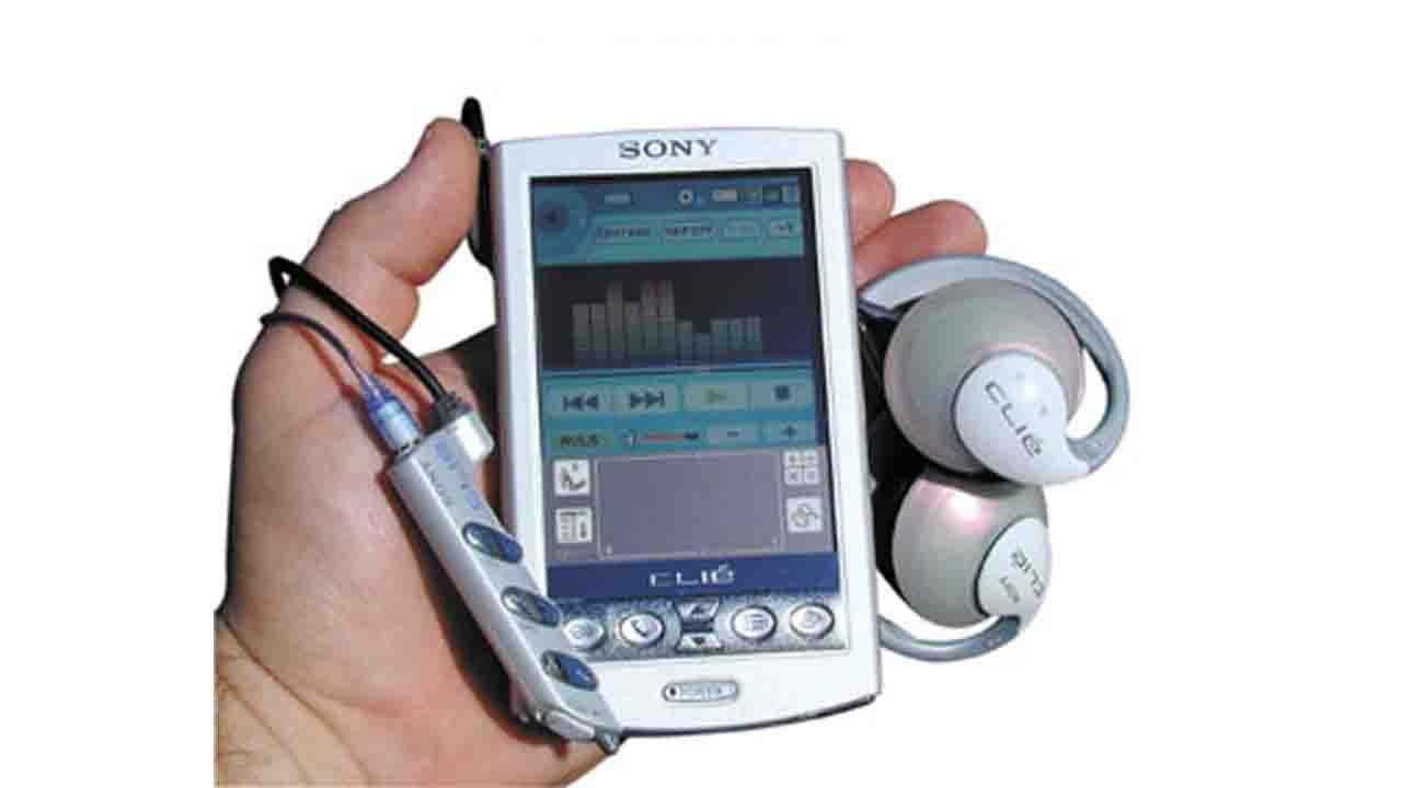 Complete Visual Guide to Sony CLIÉ (2000-2004)