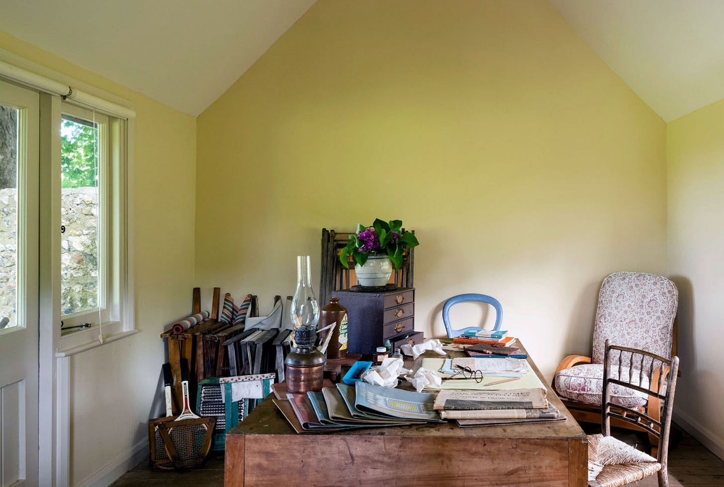 23 PERFECT PORTAL PLACES - by Michelle Pellizzon Lipsitz