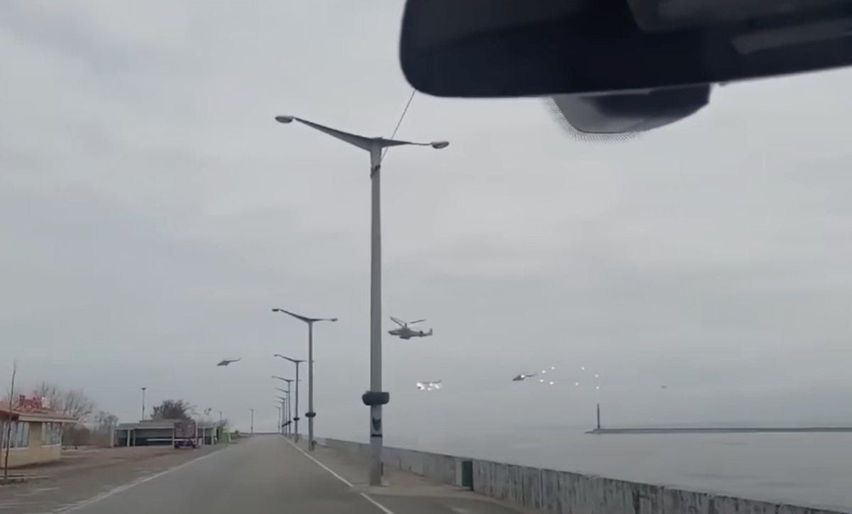 The Battle of Hostomel Airport - Warmonitor3’s Substack