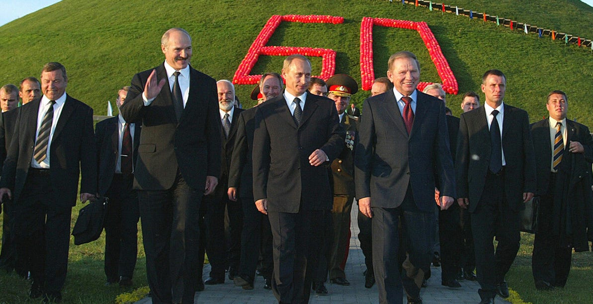 Ukraine's "Orange Revolution" (2004-05) - by Niccolo Soldo