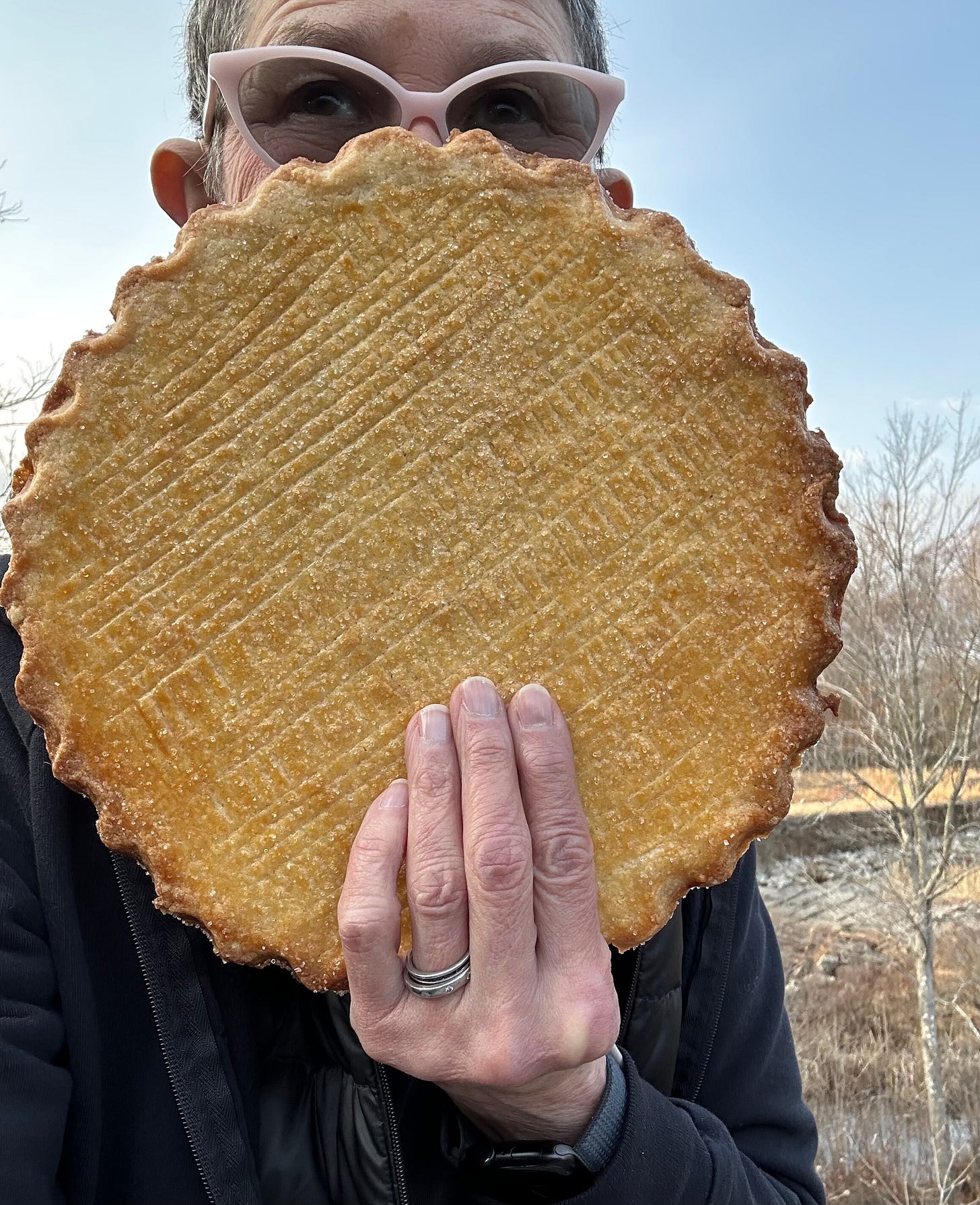 Broyé: the cookie-cake you're meant to break