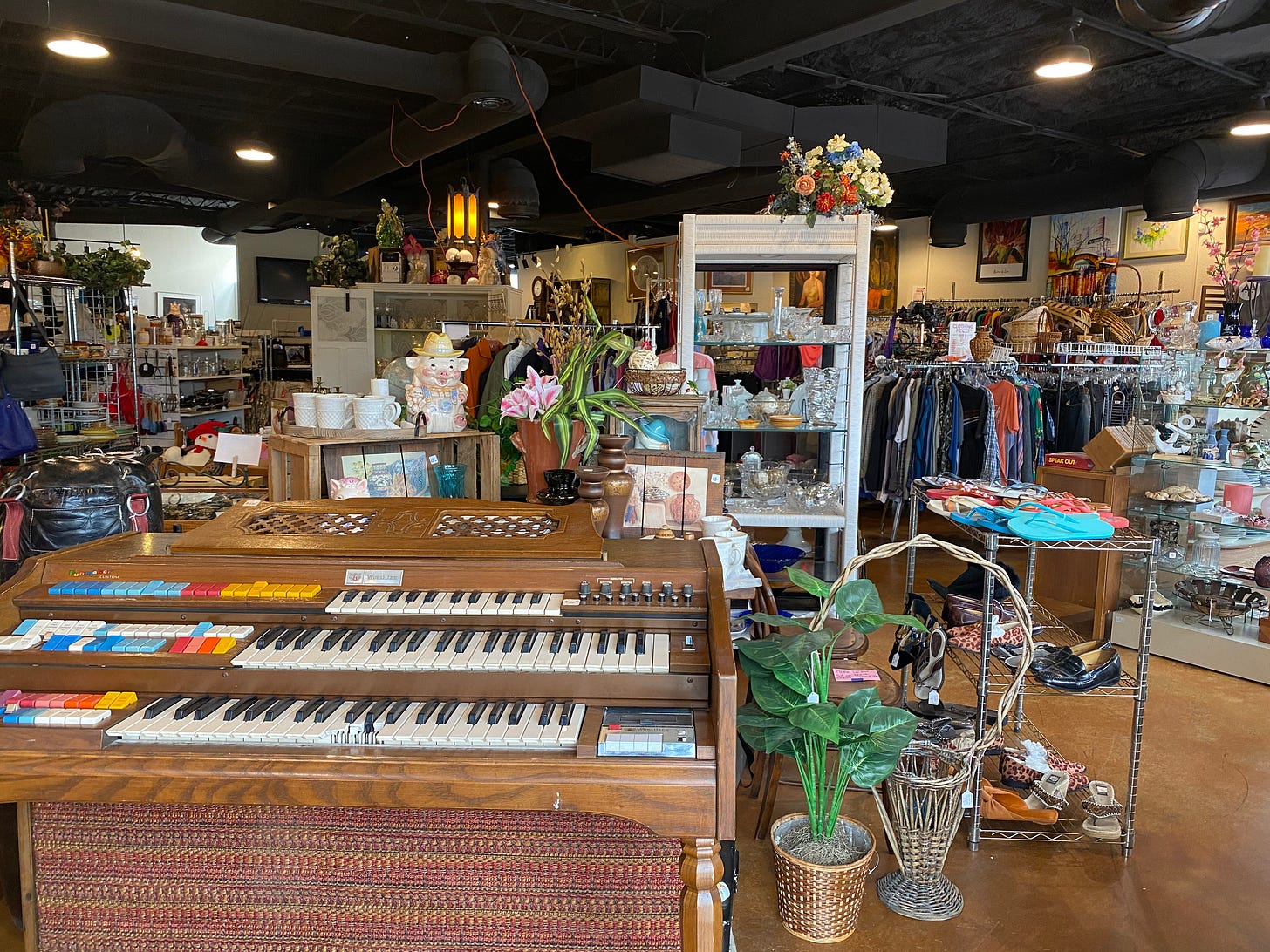 12 Thrift & Vintage Stores In Tulsa You Must Visit