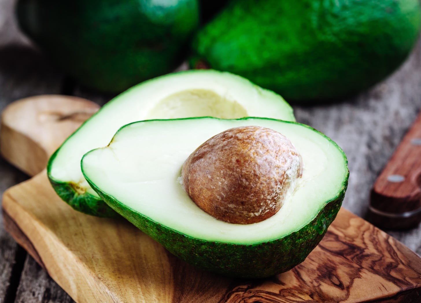 De ce nu mănânc avocado - by Valentin Bunea