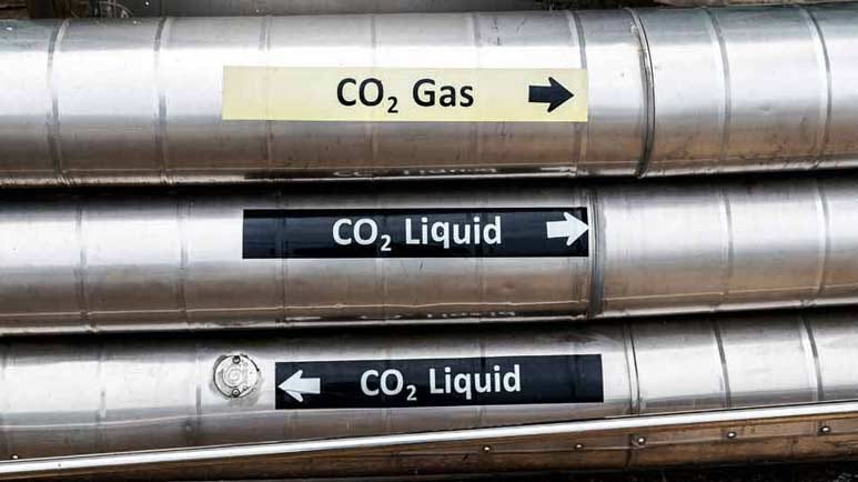 Thousands of Miles of Pipeline Trying to Push CO2 Underground