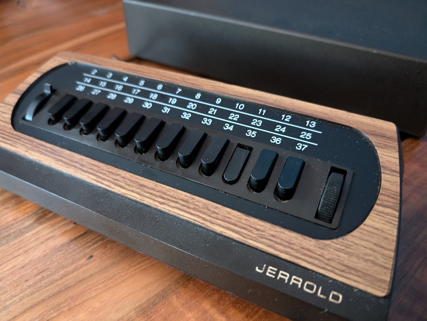Jerrold Cable TV Boxes - The Retroist