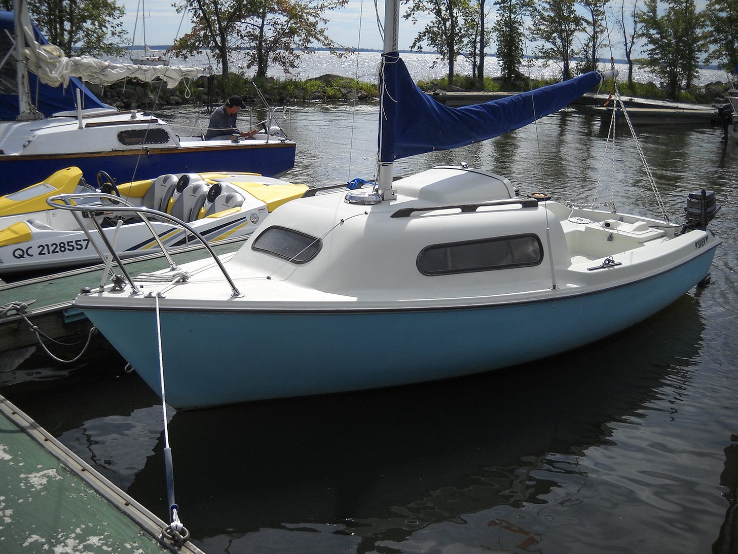 Siren 17 vs Com-Pac Sun Cat - Small Craft Advisor