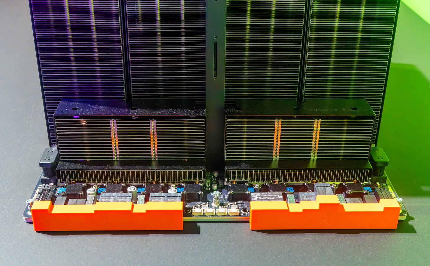 The NVIDIA HGX B300 NVL16 Will Disrupt the PCIe Retimer, PCIe switch ...