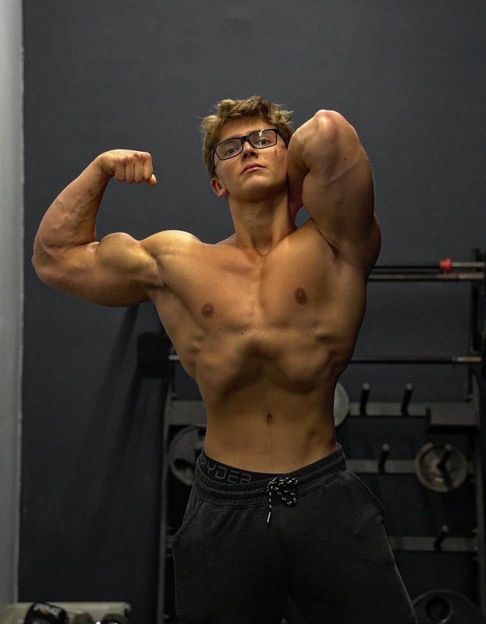 From 0 to 550,000 followers in 90 days: The Rise of 19 year old, Soren ...