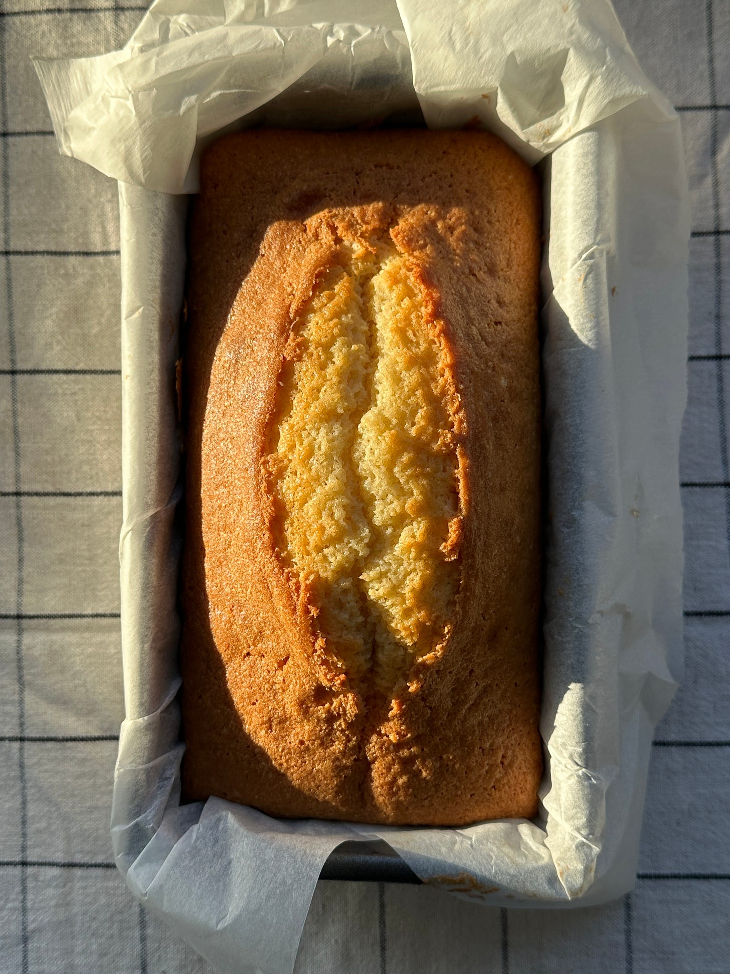 Everyday Cake - by Benjamina Ebuehi - Sweet Things