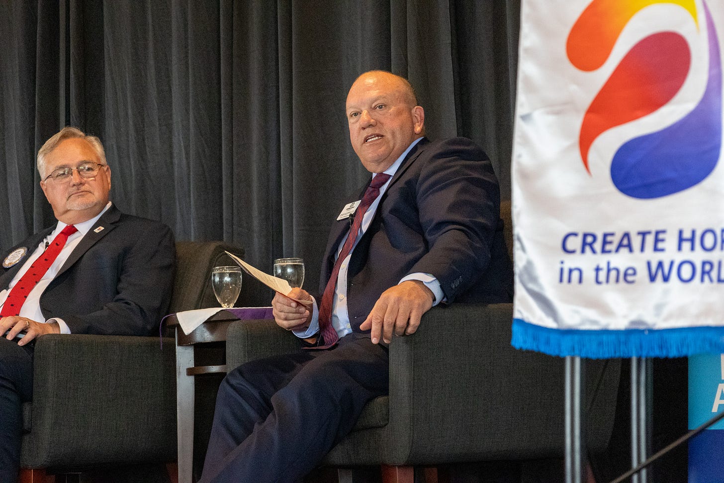Candidates plant flags on carbon pipelines, fairground relocation