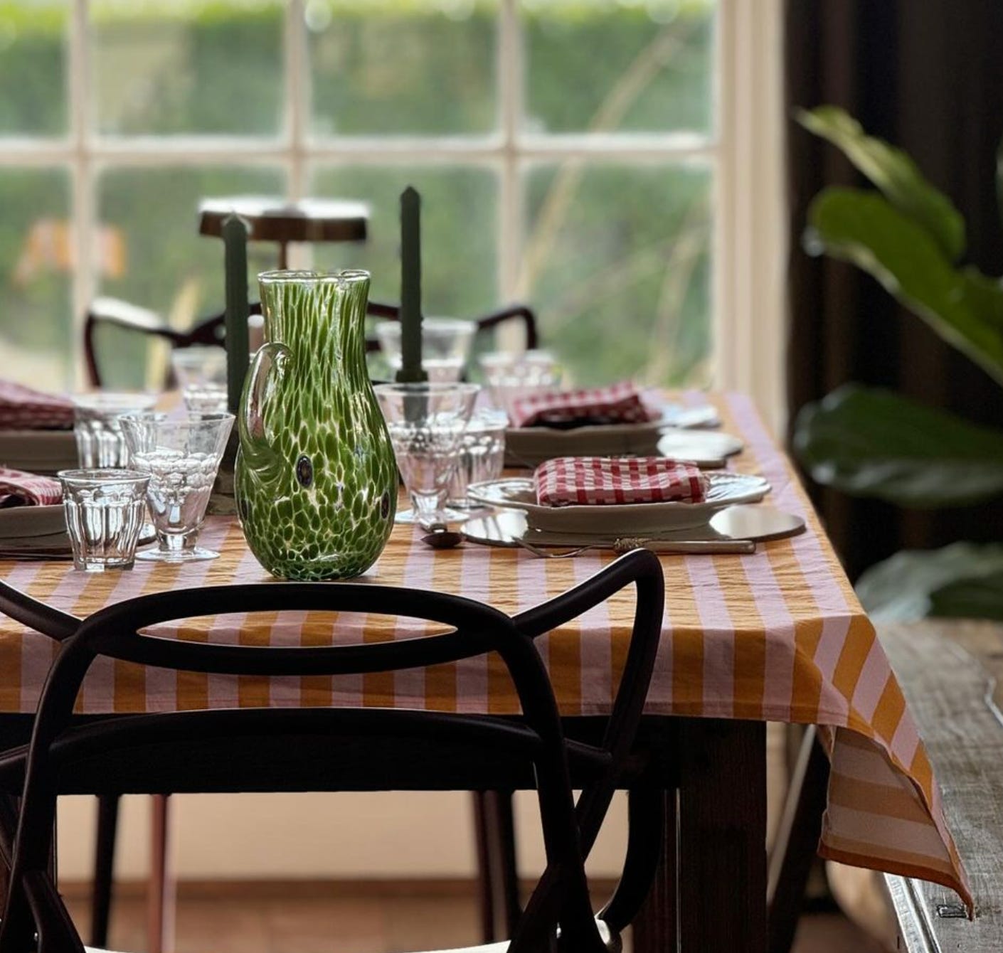 Lay The Table, Please: 20 Tips For Creating The Perfect Setting