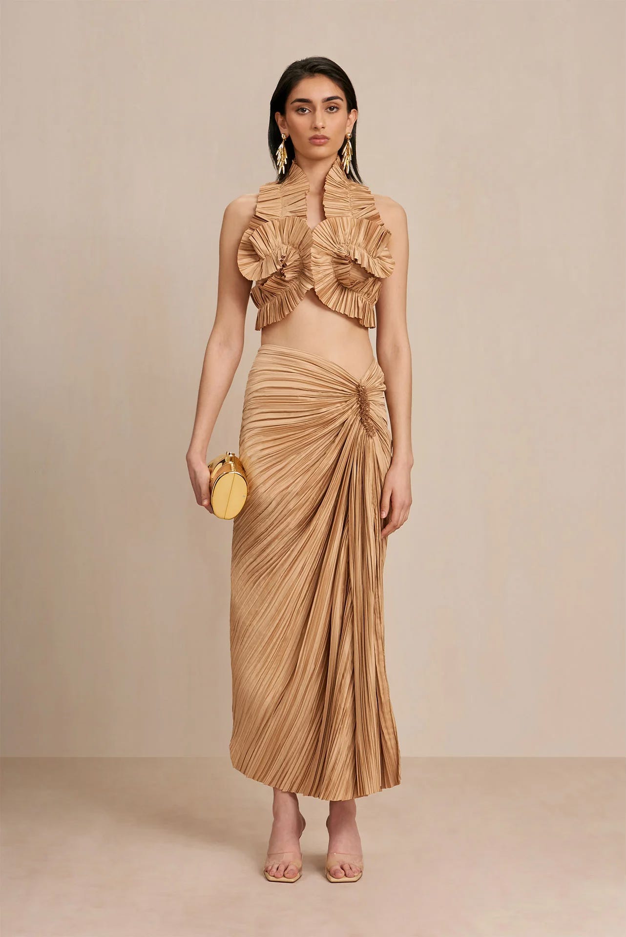 SS24 SKIRT TRENDS - Brunette from Wall Street