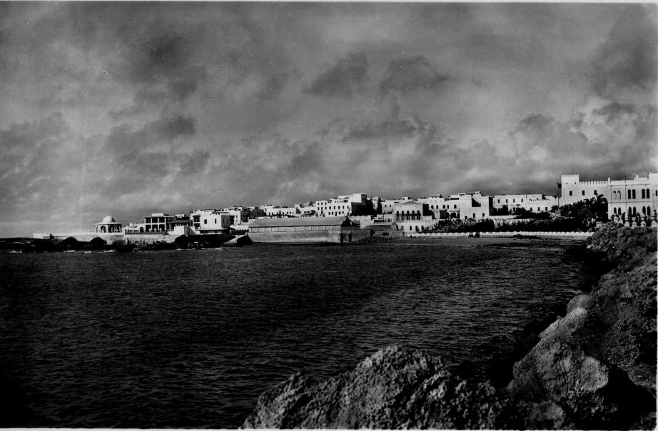 A complete history of Mogadishu (ca. 1100-1892)