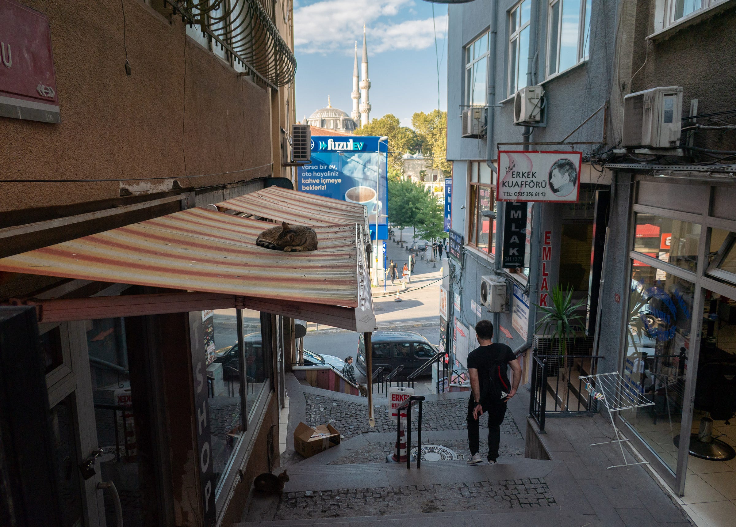 Walking Istanbul - Chris Arnade Walks the World