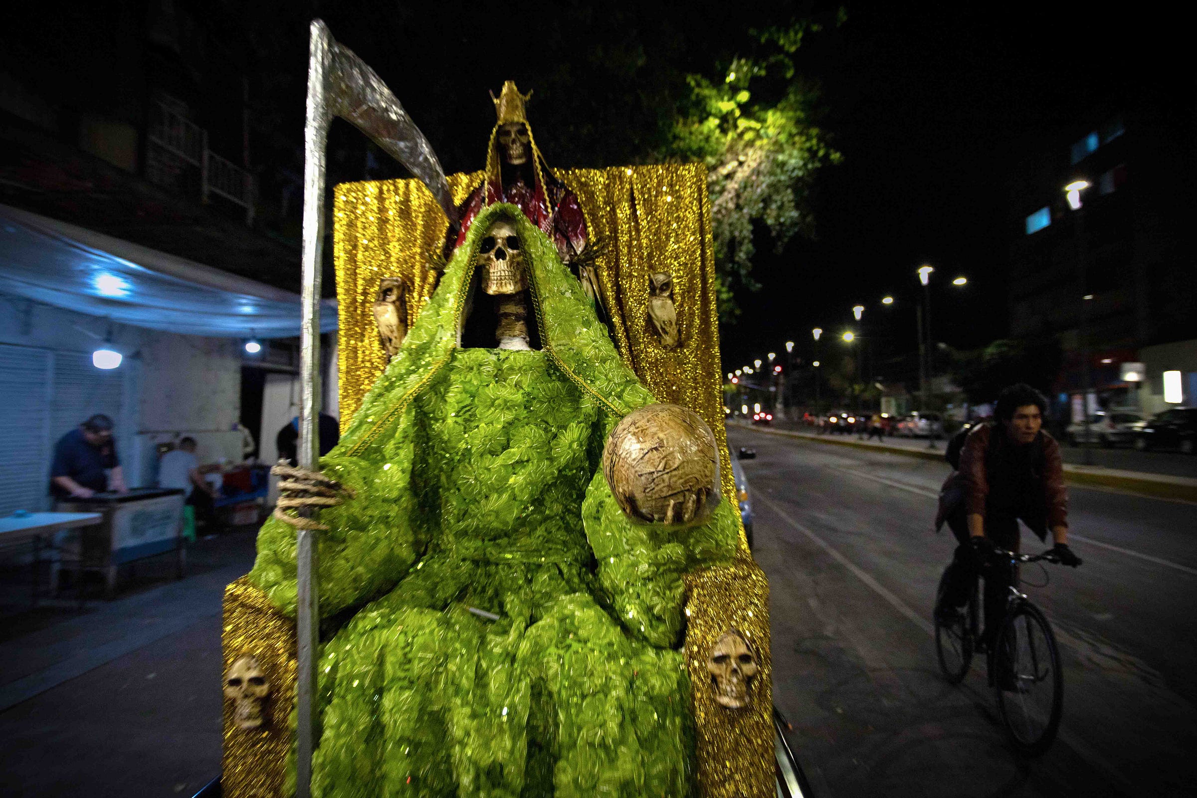 “We believe in everything. Except humanity.” My Year with Santa Muerte ...