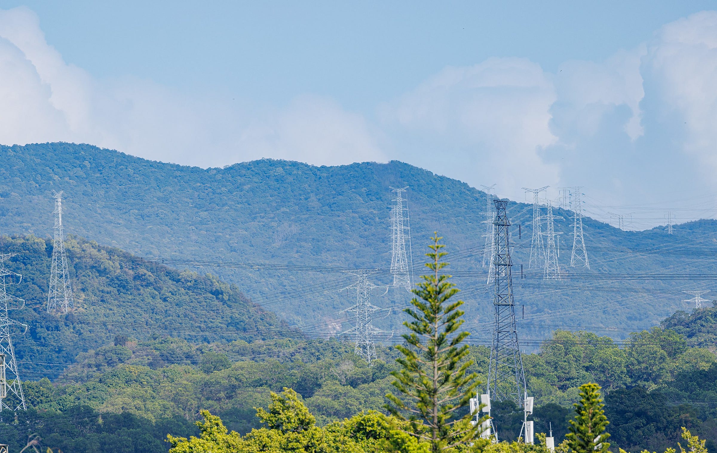 China, the Electrostate - by Chris Keefer - Decouple