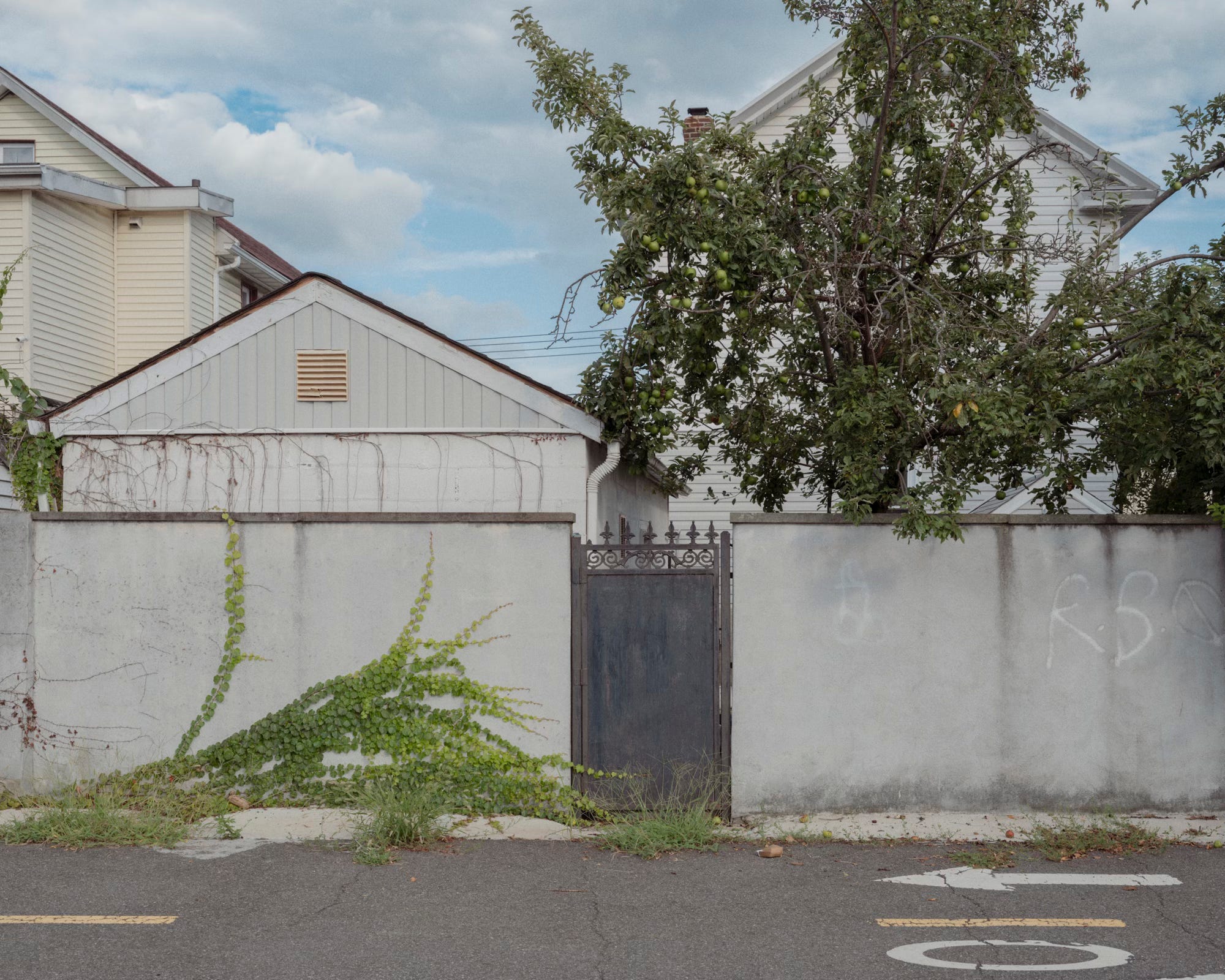 Springfield Gardens - Queens - by Rob Stephenson