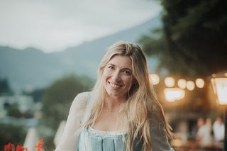 Real Guides | Alessandra De Costanzo | Substack