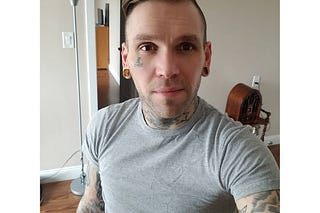 Disruptive Fine Art | DANIEL BRUMMITT | Substack