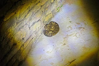 Crônicas da Surdez + CLUBE Surdos Que Ouvem | Paula Pfeifer | Substack