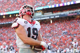 The Read Optional | Oliver Connolly | Substack