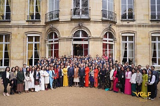 Chàng-Ngốc-Già | Substack