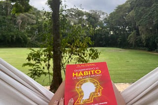 Crônicas da Surdez + CLUBE Surdos Que Ouvem | Paula Pfeifer | Substack