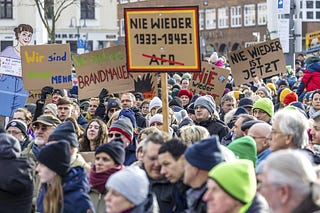 Wondering Freely | Helen De Cruz | Substack