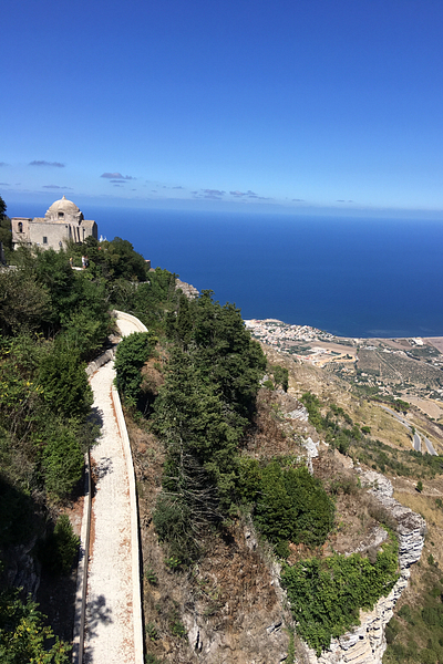 The Brain Health Kitchen Guide to a Healthy Metabolism