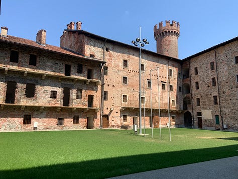 Once Upon a Time, a Brave Count Built a Fortress