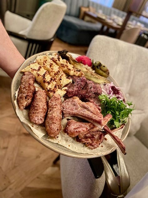 How to eat well in Baku. Do's and don'ts of restaurant travel research.