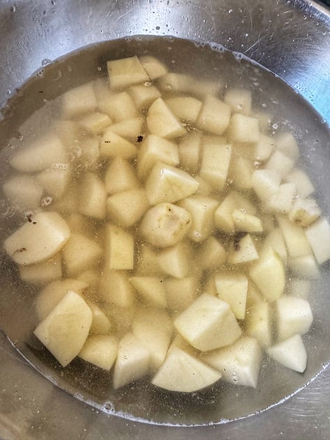 Fluffy and Creamy Mashed Potatoes - by andrew gruel