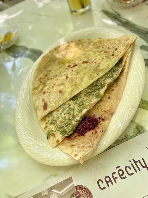 How to eat well in Baku. Do's and don'ts of restaurant travel research.