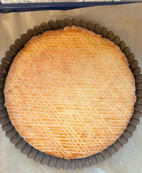 Broyé: the cookie-cake you're meant to break