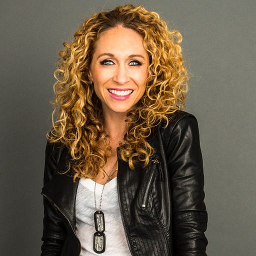 Katie Daryl: AXS TV's Music Host Revealed - by Thea Wood