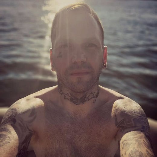 Disruptive Fine Art | DANIEL BRUMMITT | Substack