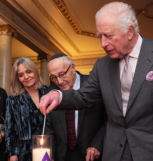 The best of HELLO! today - The HELLO! Royal Club