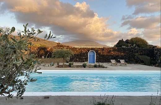 Creative Confidence Clinic | Daisy Buchanan | Substack