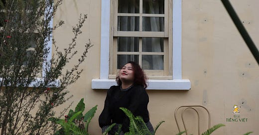 Sẻ nâu nhặt chữ | Hòa Lương | Substack