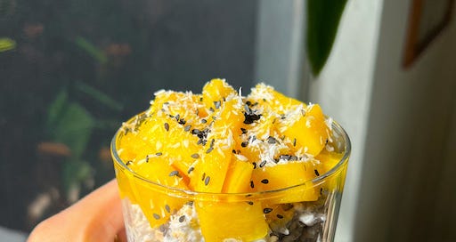 "Mango Sticky Rice" Inspired Overnight Oats
