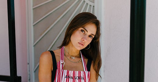 Behind the Apron - by Ana Sofía - Behind the Apron