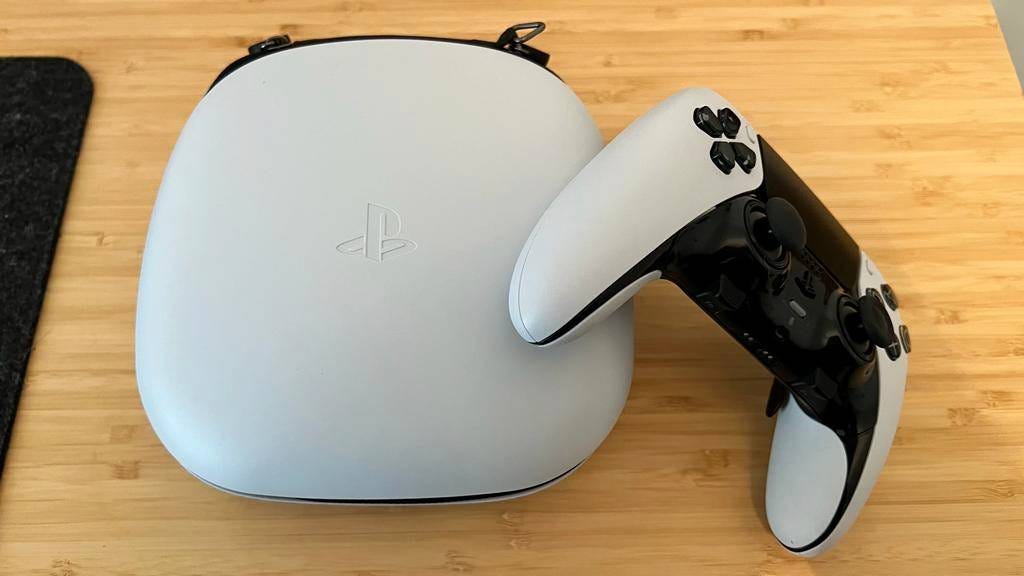 PS5 DualSense Edge Controller review: a luxury pad that misses the mark