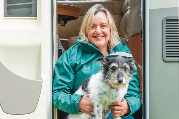 The Travelling Artist | Jo Scott | Substack