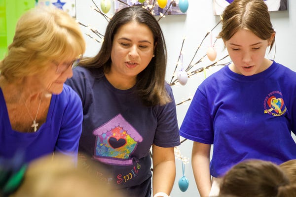 THE NEIGHBORLY FLORIDA | Lara Chapman | Substack