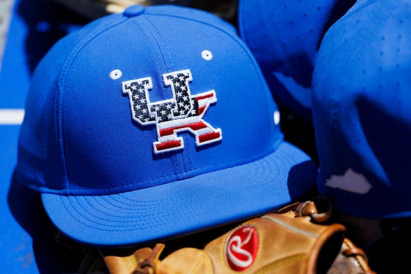 Bat Cats Central | Derek Terry | Substack