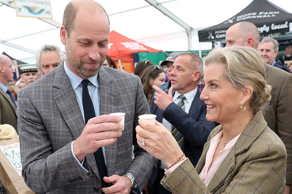 The HELLO! Royal Club | Substack