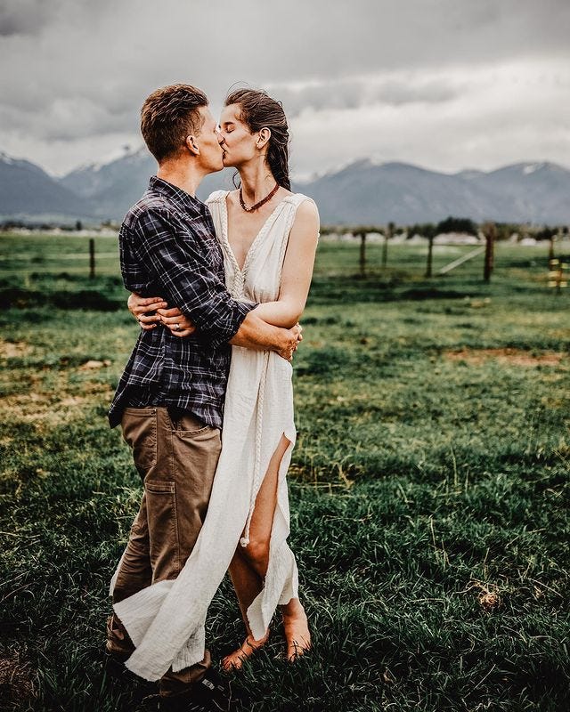 The trad mom promise of a "perfectly balanced world"